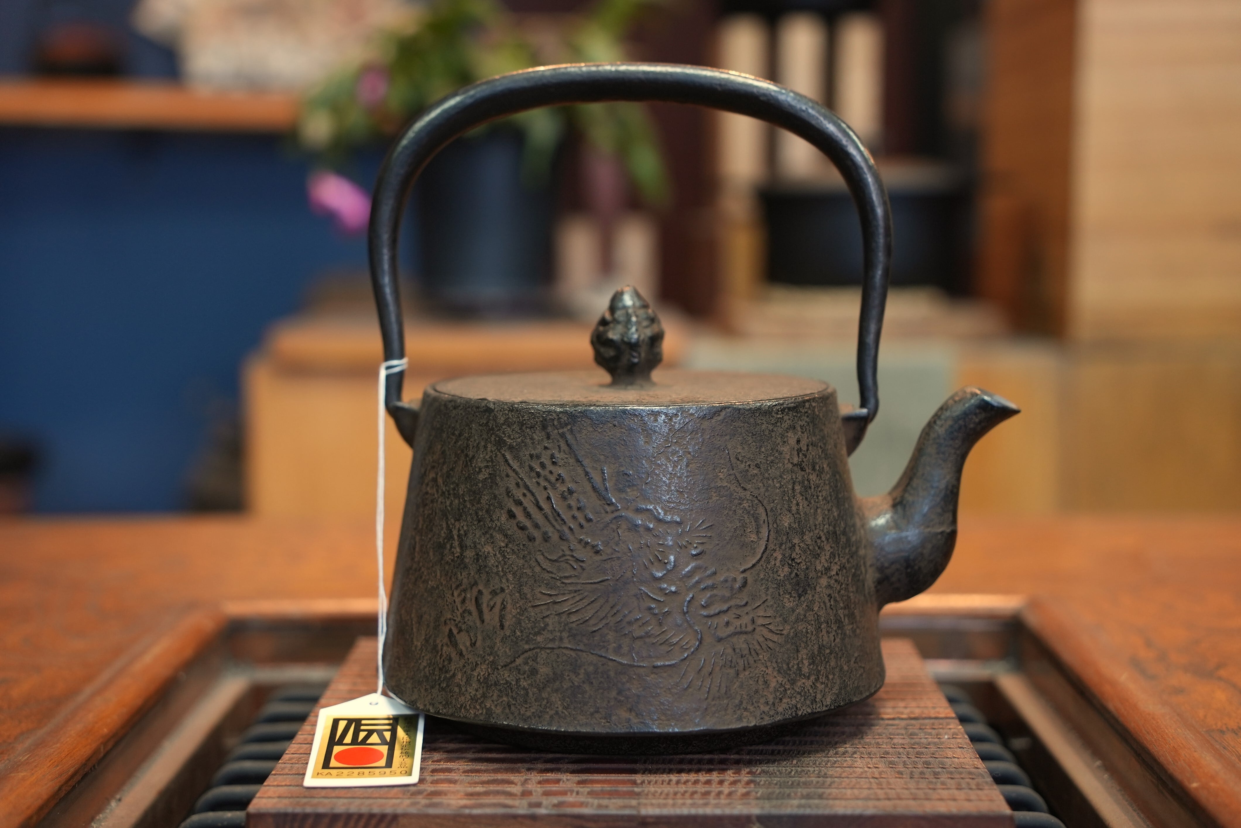 Authentic Japanese Nambu Ironware(Tekki) Cast Iron Kettle - Tetsubin ...