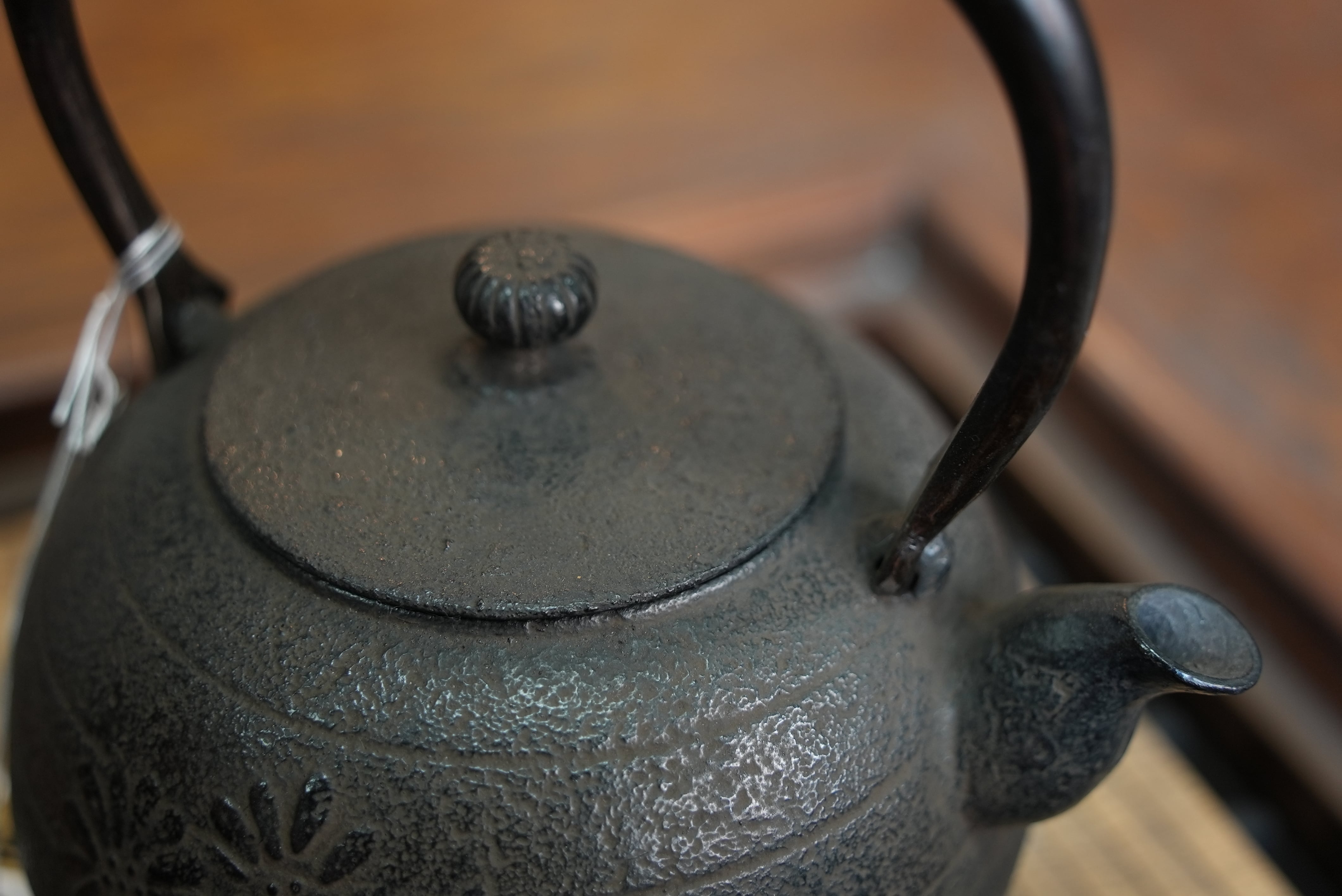 Authentic Japanese Nambu Ironware(Tekki) Cast Iron Kettle - Tetsubin ...